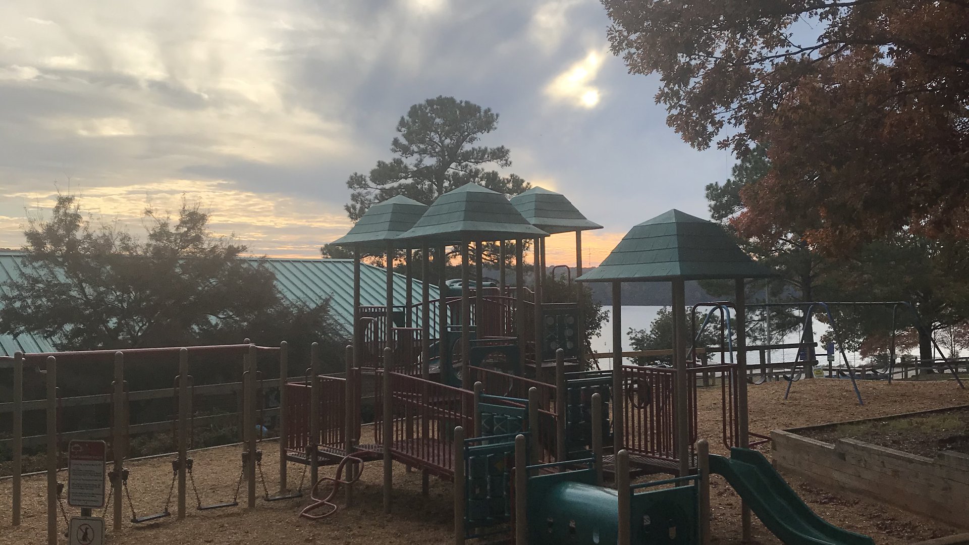 Happyly: Lake Wheeler Park and Playground
