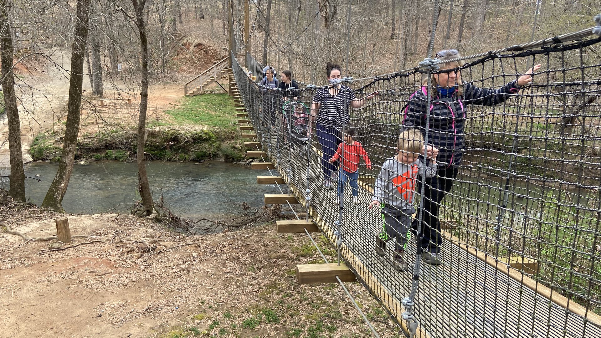 Happyly: Anne Springs Close Greenway