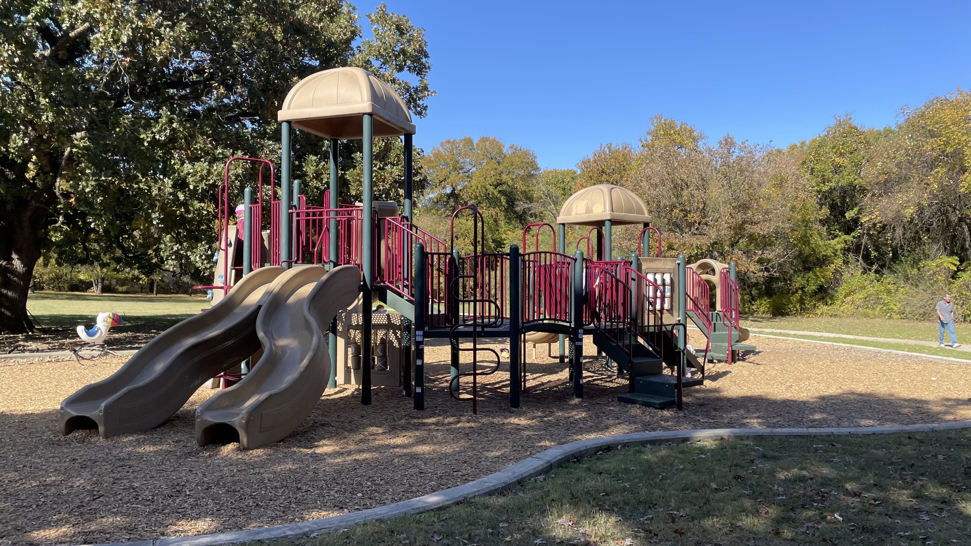 Happyly: Oakmont Park