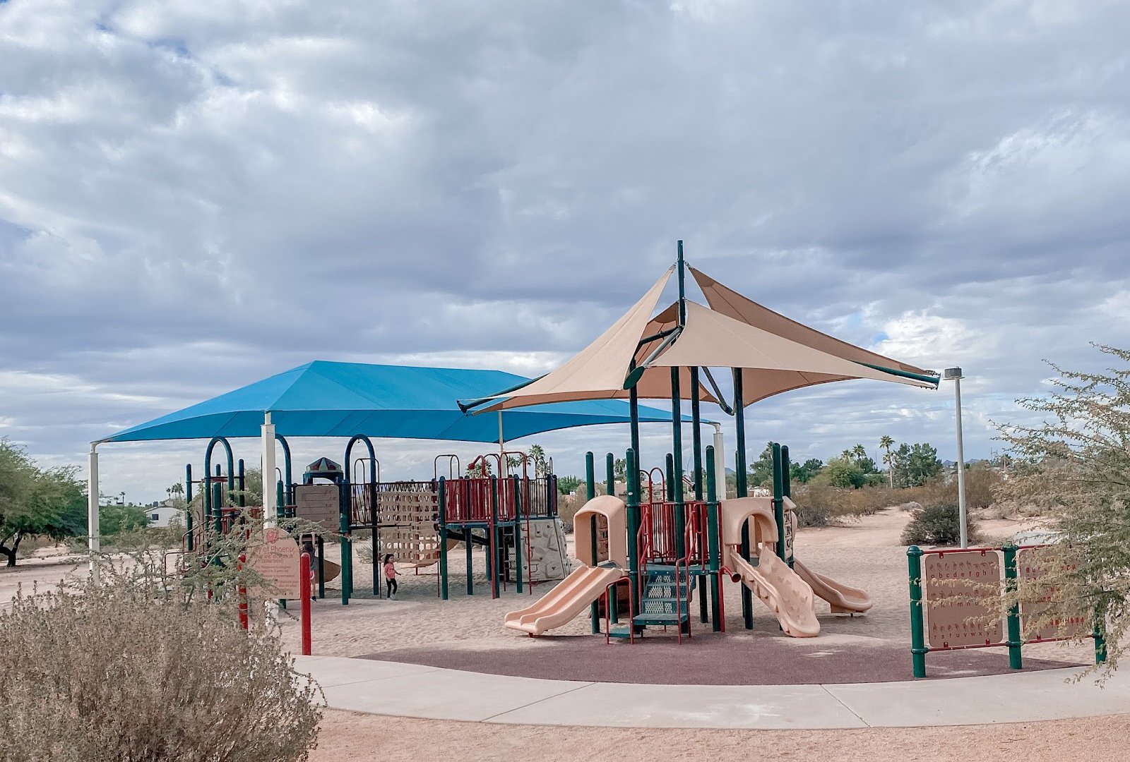 Happyly: Buffalo Ridge Park and Playground