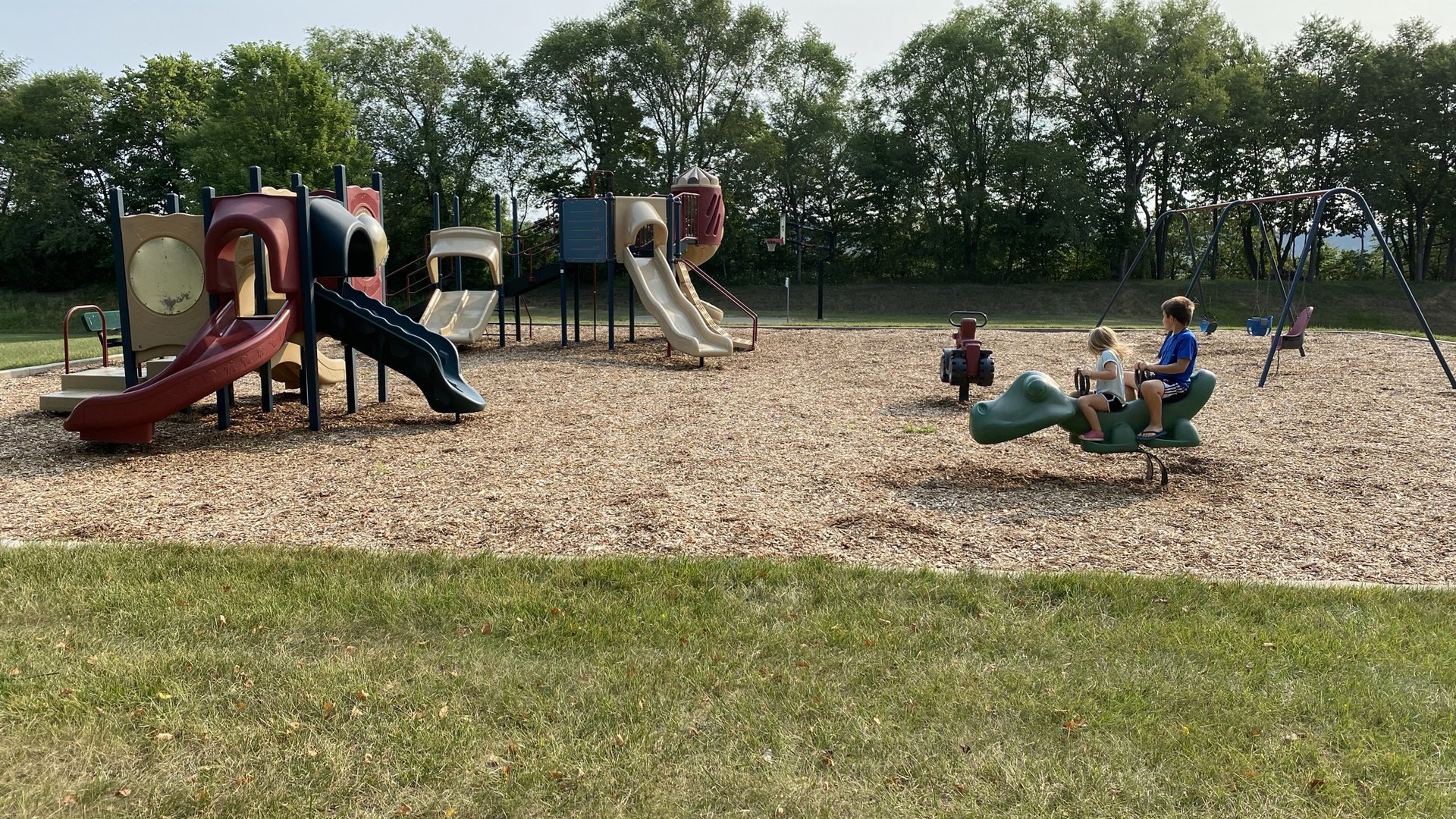 Happyly: Eagle Bluff Park and Playground