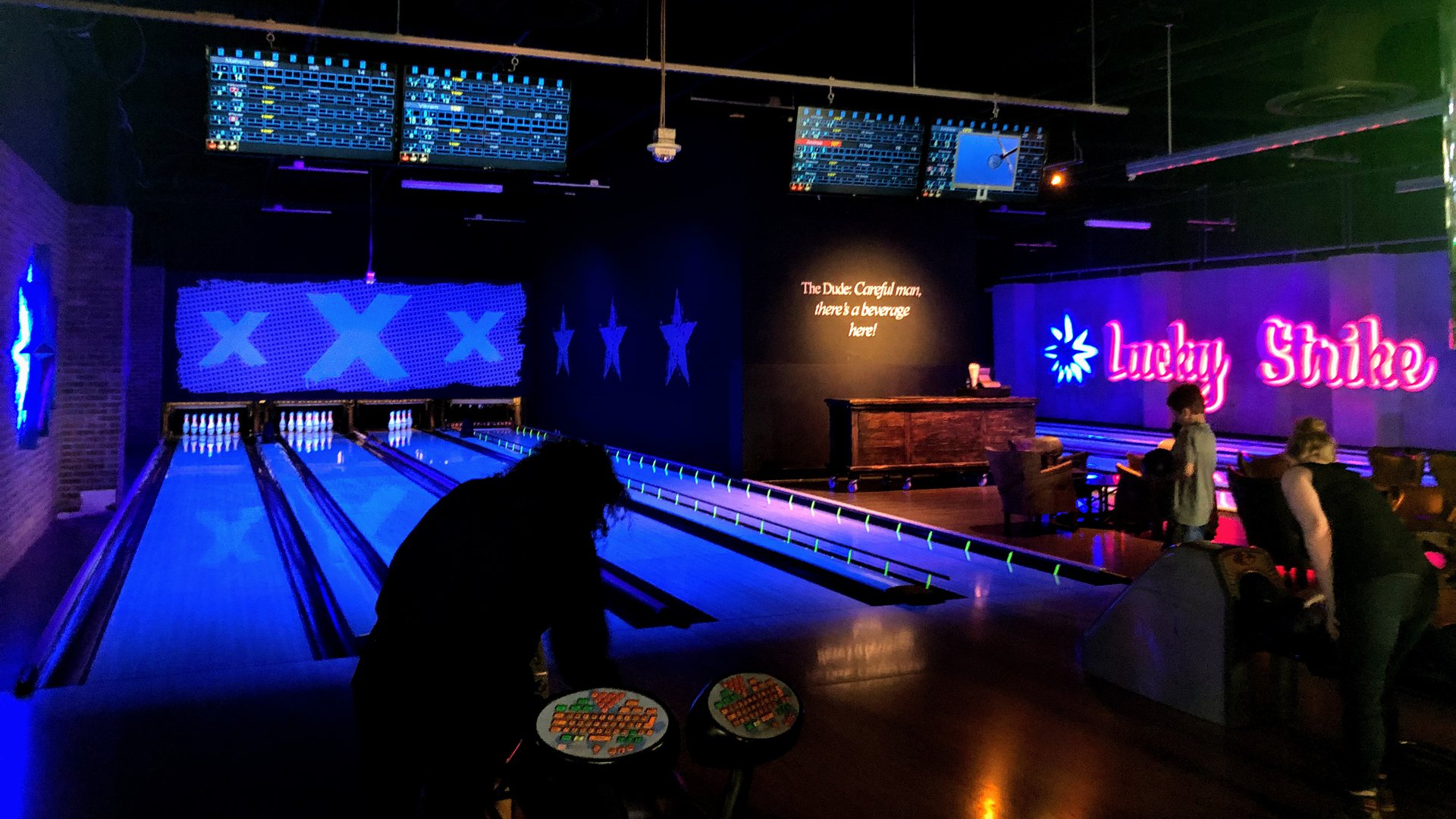 Happyly: Lucky Strike - Assembly Row