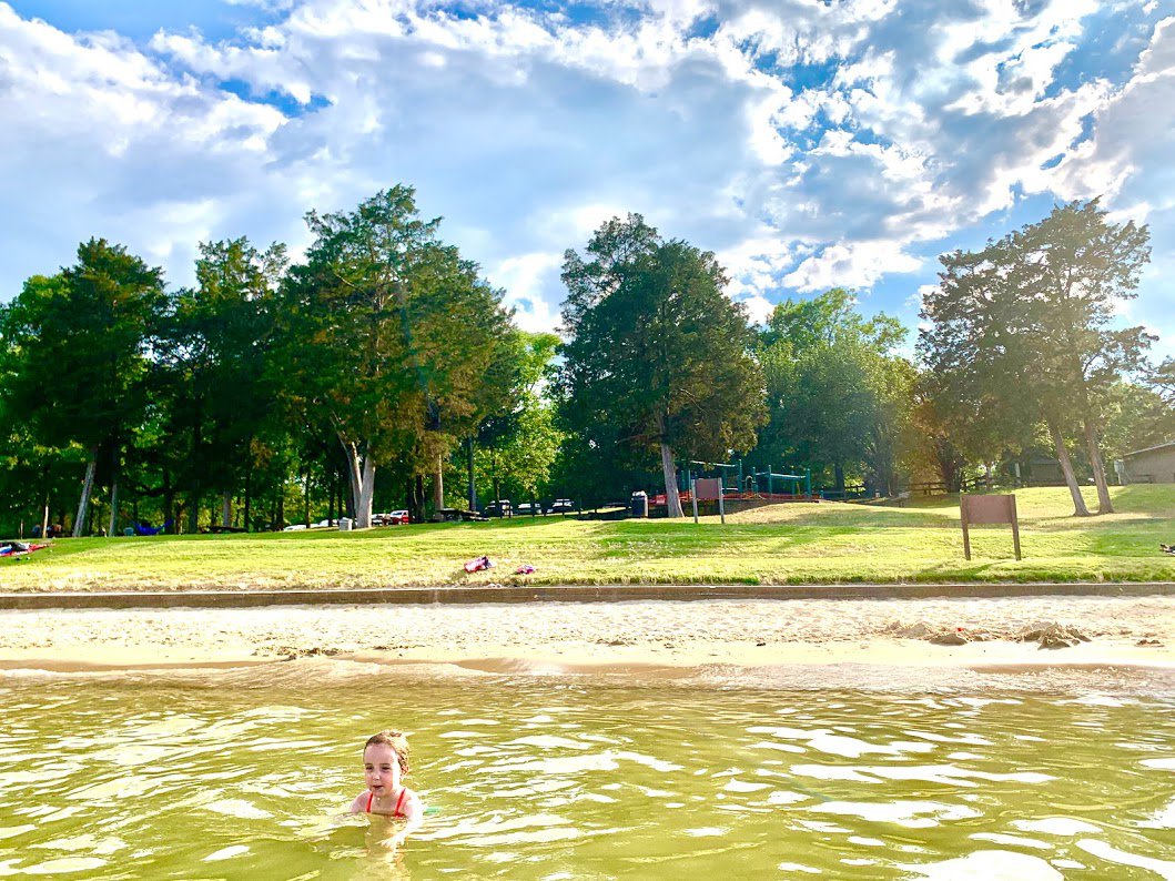 Happyly: Anderson Beach