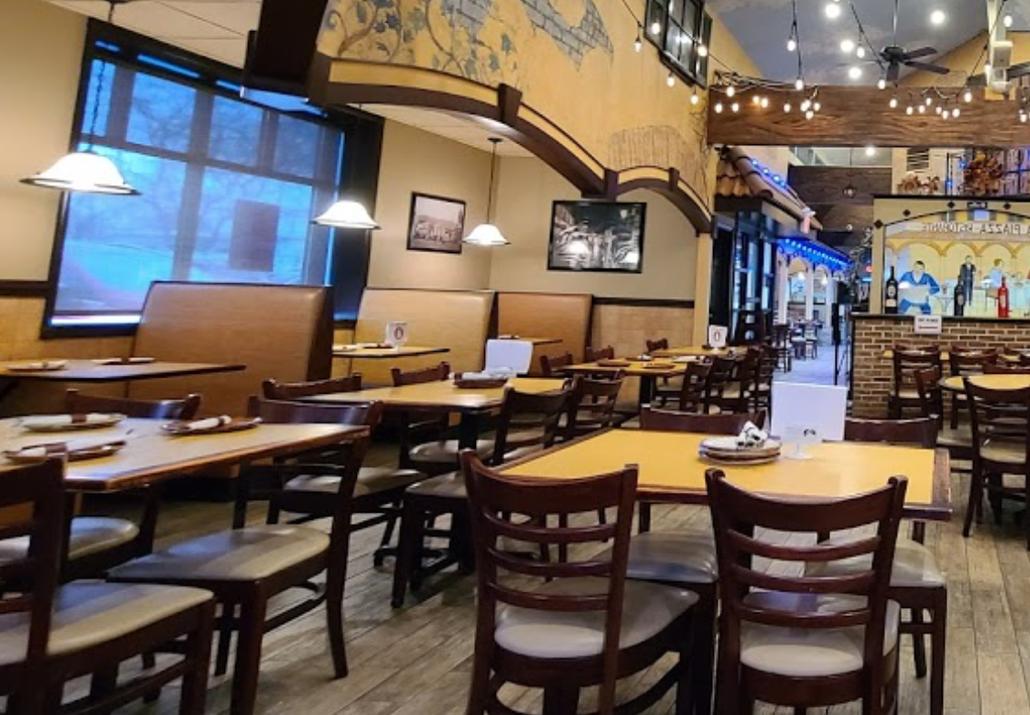 Happyly: La Piazza Ristorante